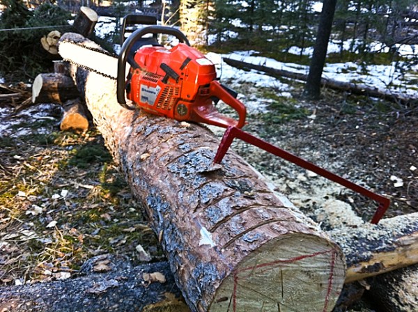 How-to Hew Wooden Beams By Hand – Springer Photo Graphics